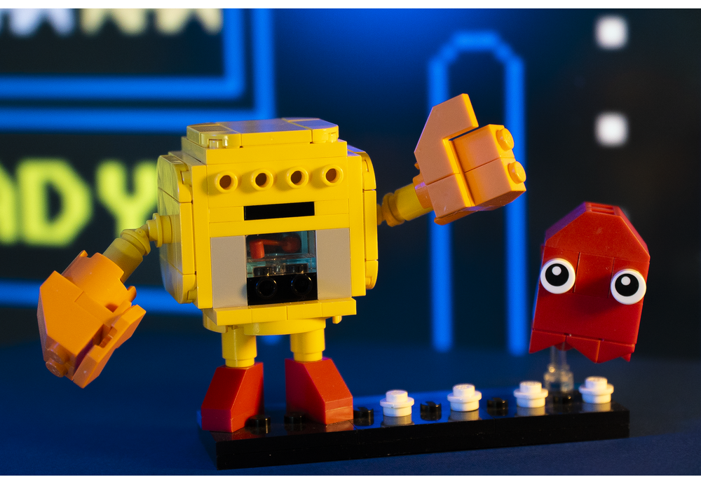 Lego Moc Pac Man Kinda Brickheadz By Hoverfrog Rebrickable Build