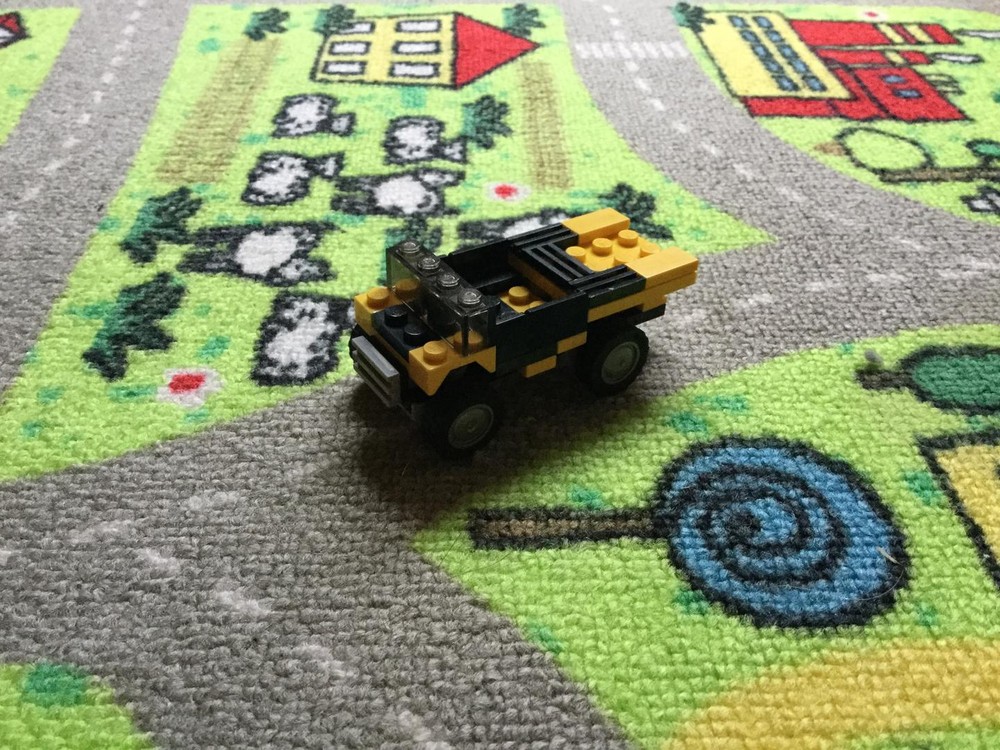 LEGO MOC 31041 truck by ORBcreations | Rebrickable - Build with LEGO