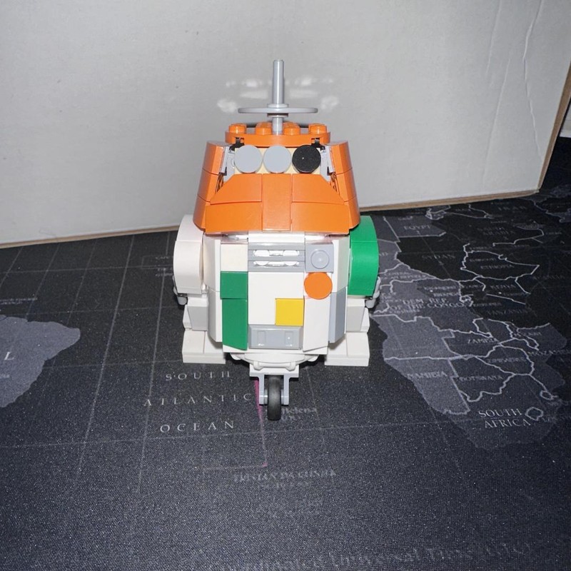 LEGO MOC Chopper Droid by ekubart | Rebrickable - Build with LEGO