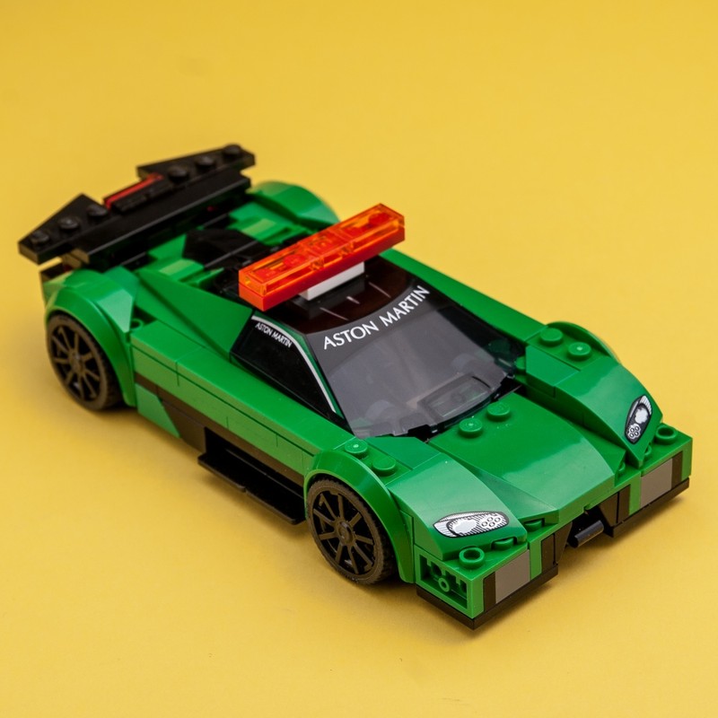 LEGO MOC 76925 Different Safety Car by Keep On Bricking | Rebrickable ...