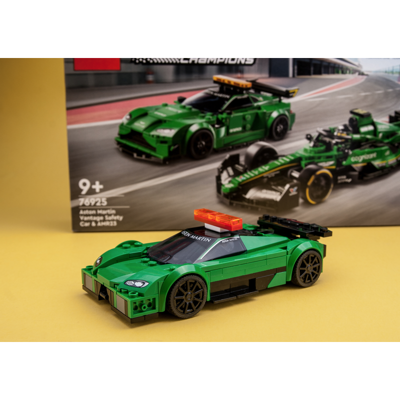 LEGO MOC 76925 Different Safety Car by Keep On Bricking | Rebrickable ...