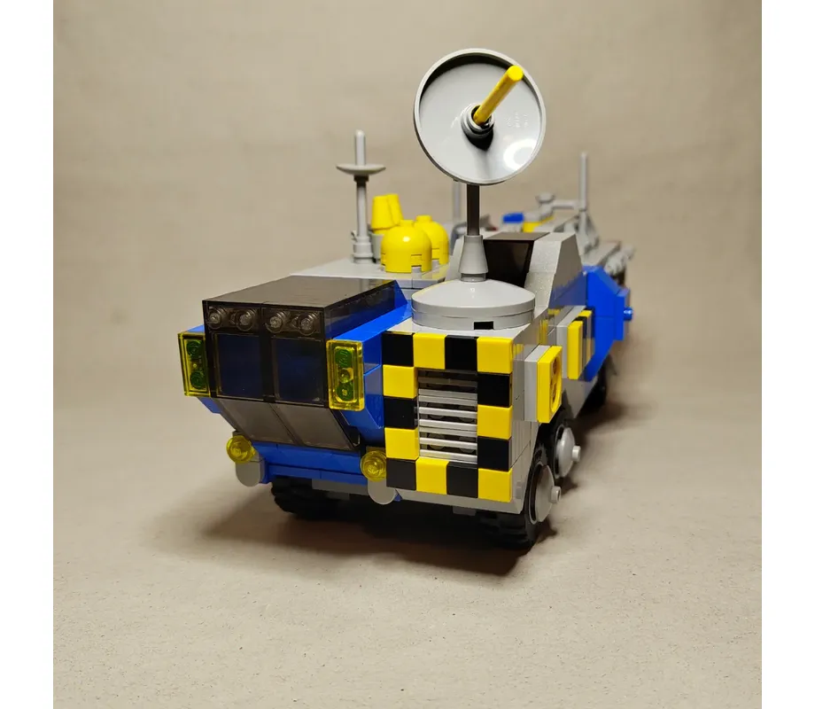 LEGO MOC Classic Space Research Rover by albiorix | Rebrickable - Build ...