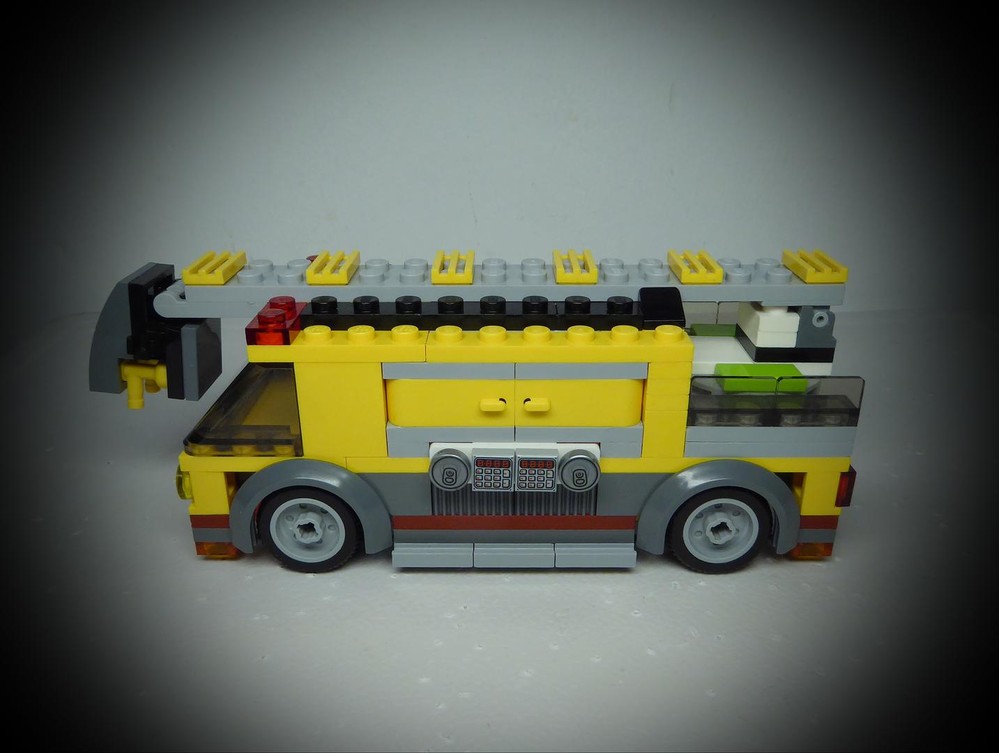 LEGO MOC 60150 Aerial Ladder by perbonde | Rebrickable - Build with LEGO