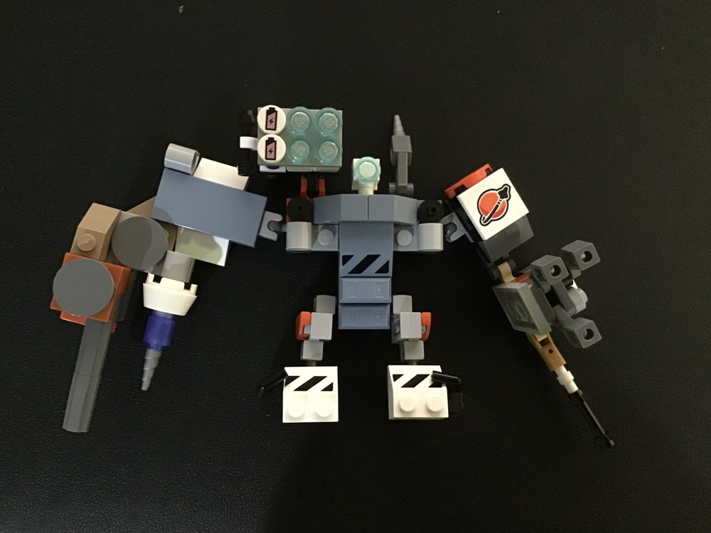 LEGO MOC Space Combat Operation Perimeter Execution (S.C.O.P.E.) Robot ...