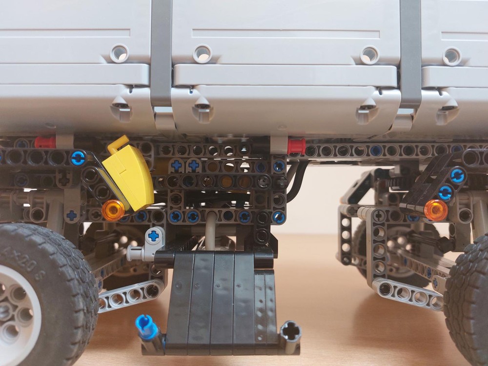 LEGO MOC Trailer - Tipper Pneumatic (Air Tank) by Kazu | Rebrickable ...