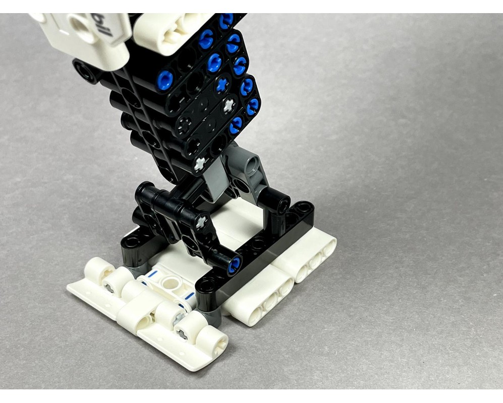 LEGO MOC Wind-up Rammer by Guys and Bricks | Rebrickable - Build with LEGO