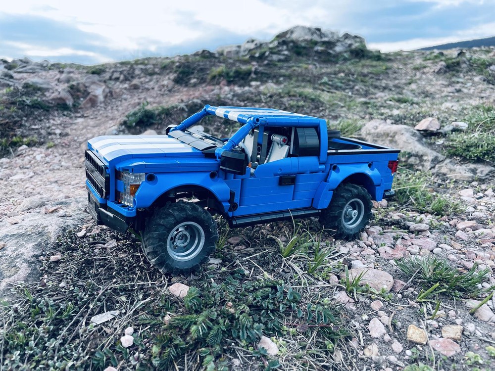 LEGO MOC Ford F150 by gyenesvi | Rebrickable - Build with LEGO