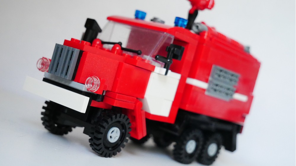 LEGO MOC 80s Russian Fire truck by BT_studios | Rebrickable - Build ...