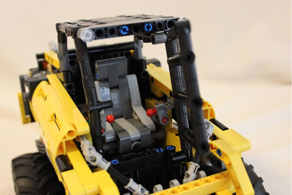 LEGO MOC Skid steer loader by Omanb571 | Rebrickable - Build with LEGO