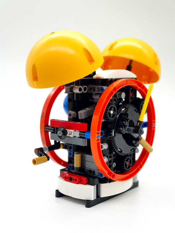 LEGO MOC 42179 alternate: alarm clock by alter-lego | Rebrickable ...