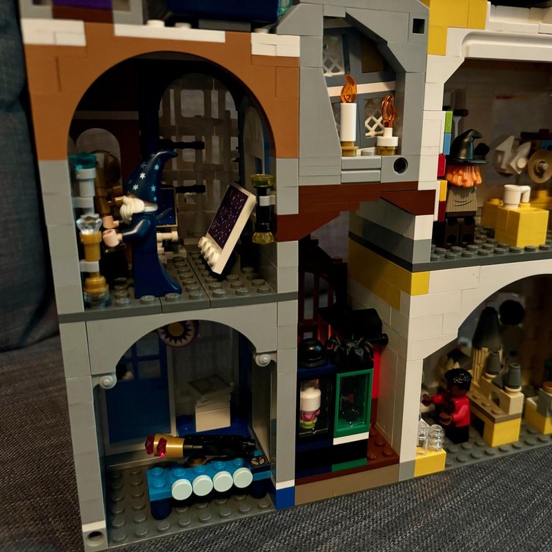 LEGO MOC Diagon Alley LEGO Store, Twinkle's Telescopes and Wizard ...