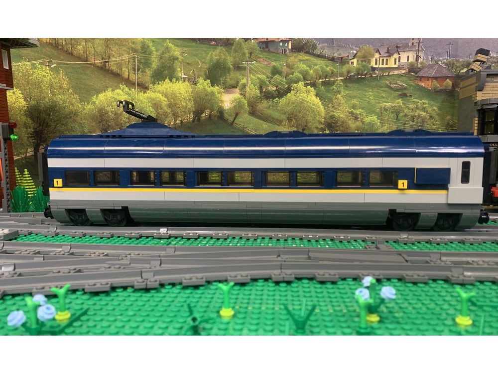 LEGO MOC Class 374 "EuroStar" Passenger Coach 1st Class by Bedwell ...