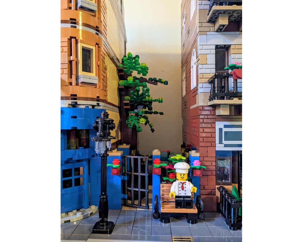 Lego Moc Waterfront Cafe By Penumbra12 Rebrickable Build With Lego