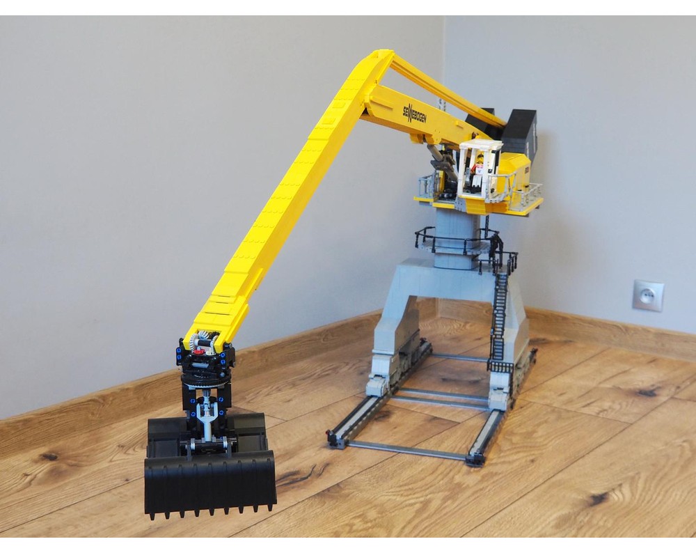 LEGO MOC Sennebogen 8100EQ // Full RC Material Handling Machine with ...