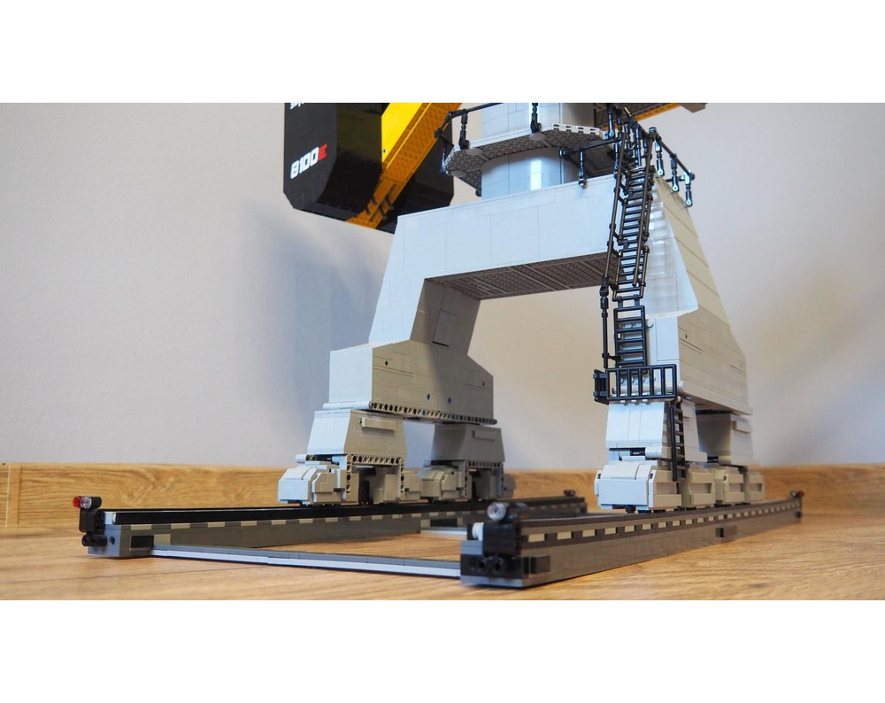 LEGO MOC Sennebogen 8100EQ // Full RC Material Handling Machine with ...