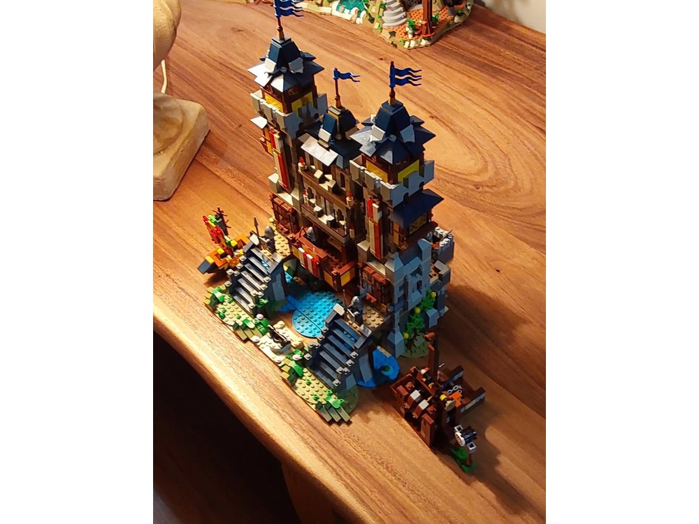 LEGO MOC Black Falcon's Citadel by cfricke | Rebrickable - Build with LEGO