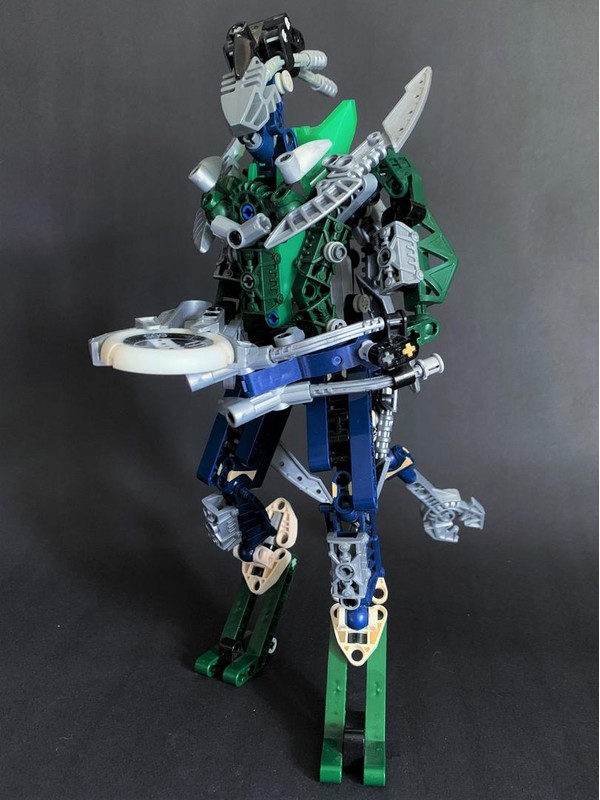 LEGO MOC Lariska (Nidhiki & Krekka Combiner) by Gringat | Rebrickable ...