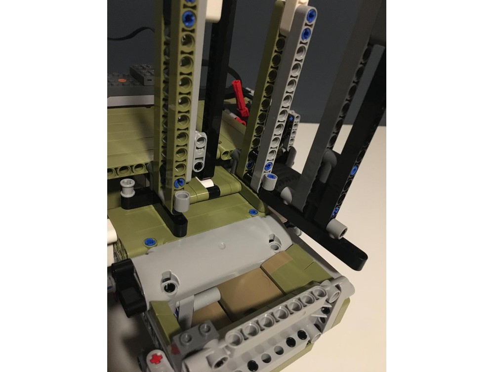 LEGO MOC Domino Machine by isaacbailey | Rebrickable - Build with LEGO