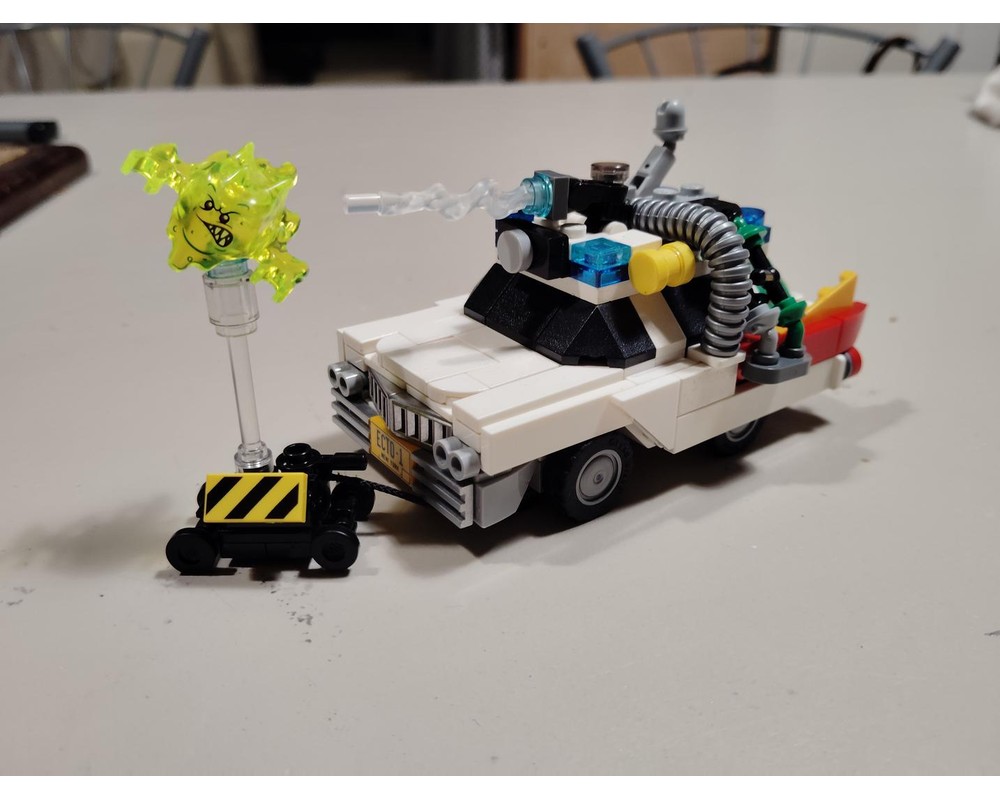 LEGO MOC Ghostbusters Cadillac by Dbricks238 | Rebrickable - Build with ...