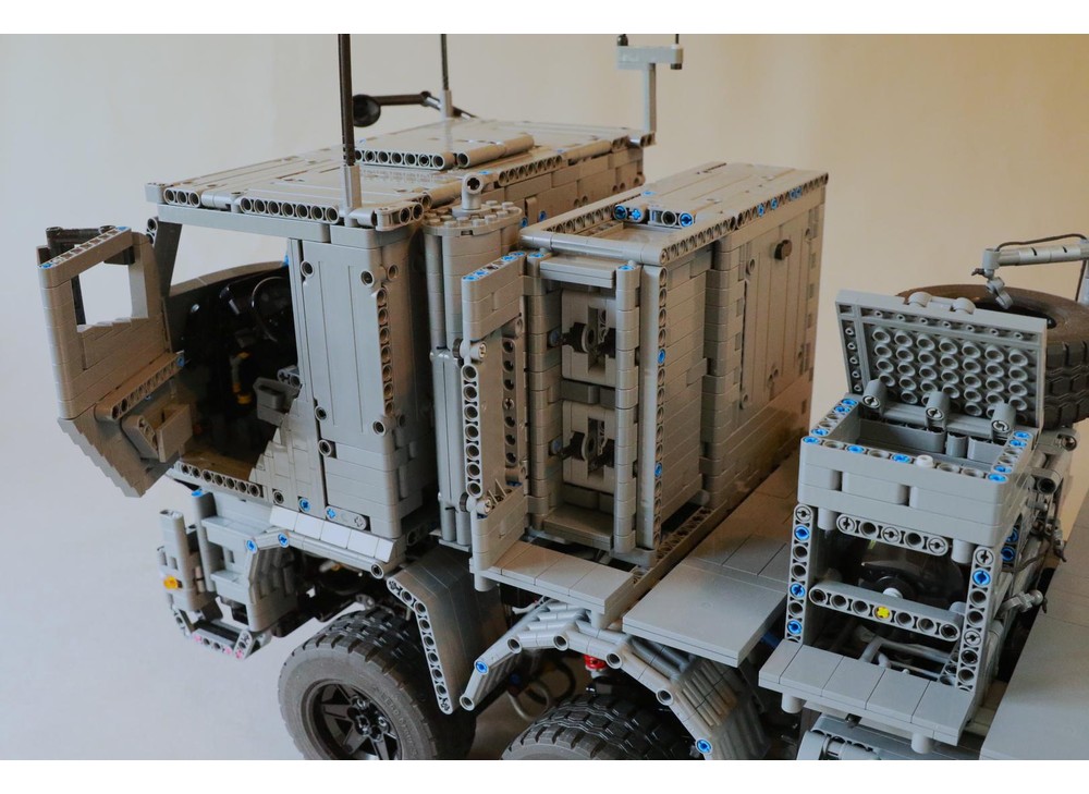 Lego Moc Armored Truck By Haldi7825 Rebrickable Build With Lego