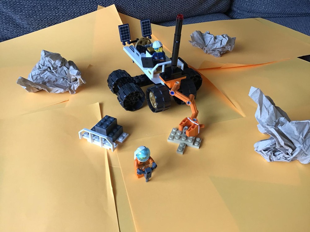 LEGO MOC Sideways mars rover by dirne | Rebrickable - Build with LEGO