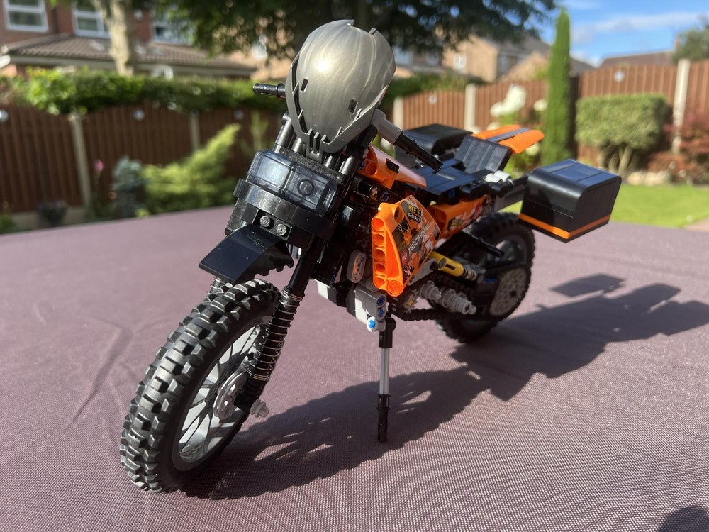 Lego Moc Travel Enduro Motorcycle By S90sml Rebrickable Build With Lego