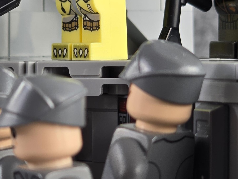 LEGO MOC Diorama Display Stand for 75356 Executor by Tile-(R)-Tom ...