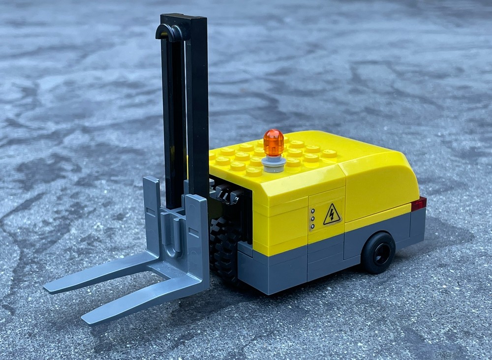 LEGO MOC Autonomous Forklift by OrchardBuilds | Rebrickable - Build ...