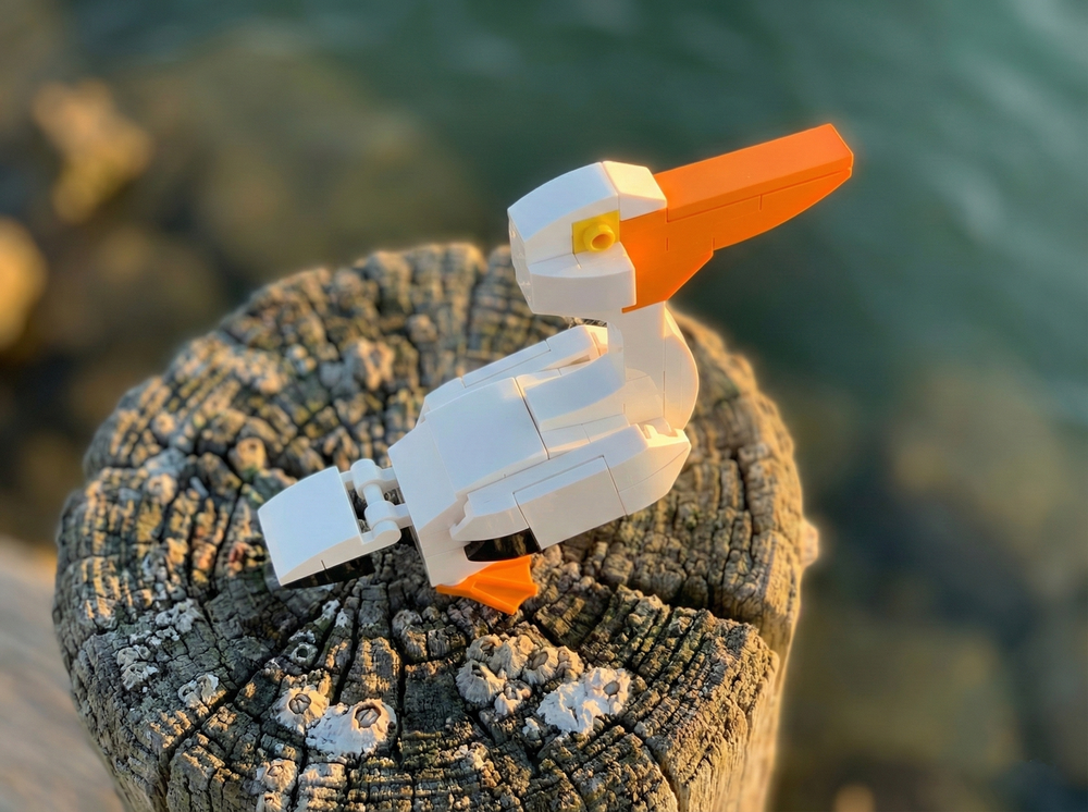 LEGO MOC Great white pelican by DiegoFontana | Rebrickable - Build with ...