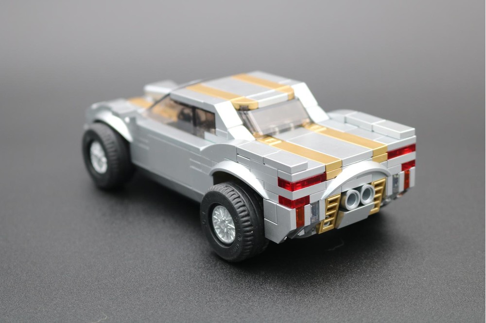 LEGO MOC Millenium Bolt by Brick_Lizard | Rebrickable - Build with LEGO
