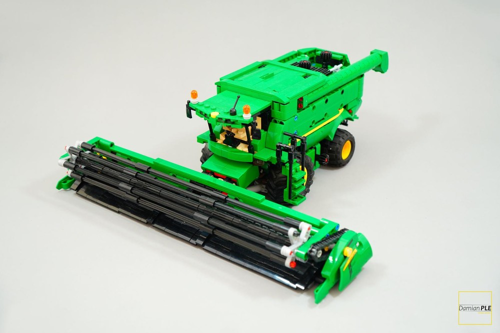 LEGO MOC John Deere Combine Harvester by DamianPLE Technic Garage ...