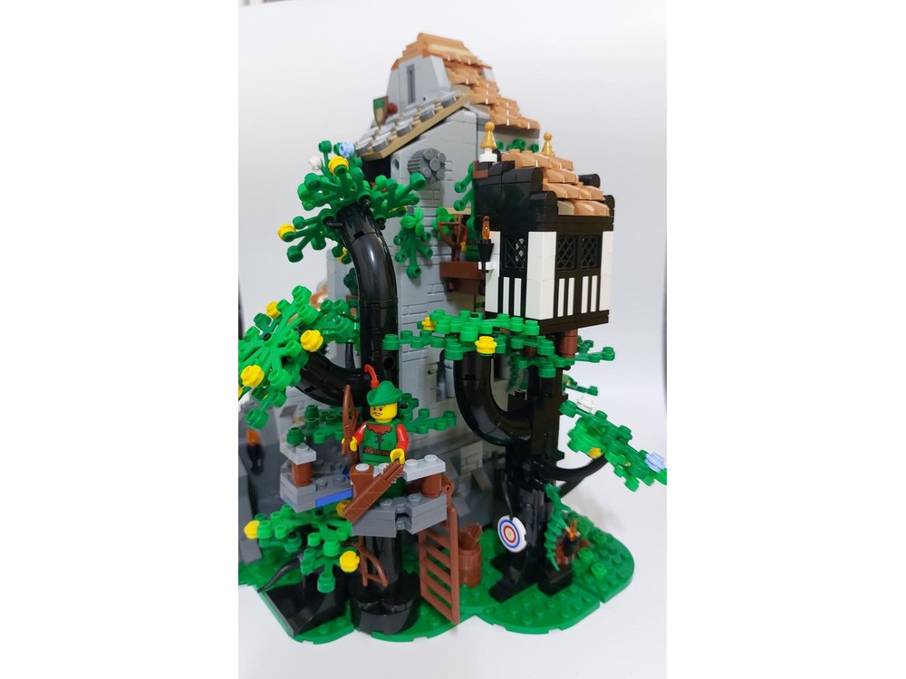 Lego Moc Forest Castle By Parkpolice Rebrickable Build With Lego