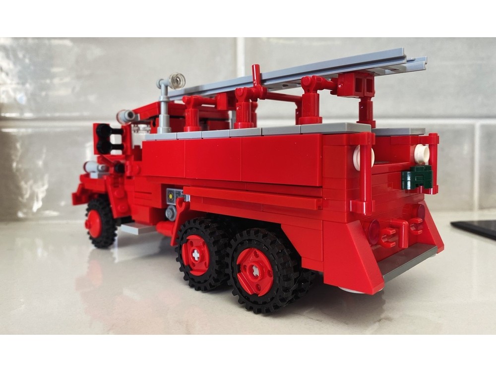 Lego Moc M35 Fire Truck By Cascadia Bricks Rebrickable Build With Lego