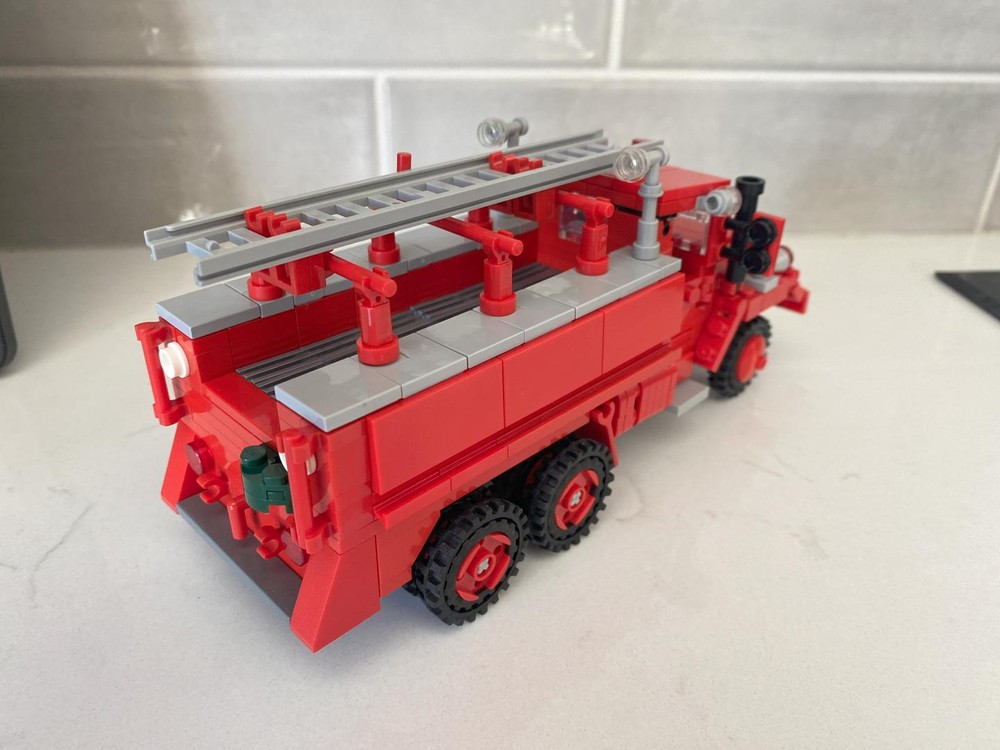 Lego Moc M35 Fire Truck By Cascadia Bricks Rebrickable Build With Lego