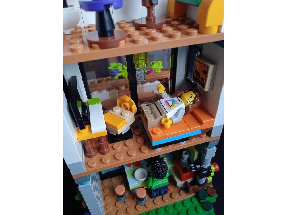 Lego Moc 31139 Reconstruction Of 3 Floor Canal House Alternative