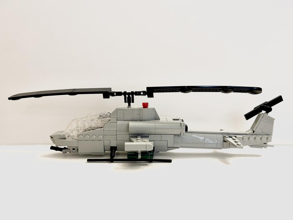 LEGO MOC AH-1 SuperCobra Military Helicopter by thegreatwarinbricks ...