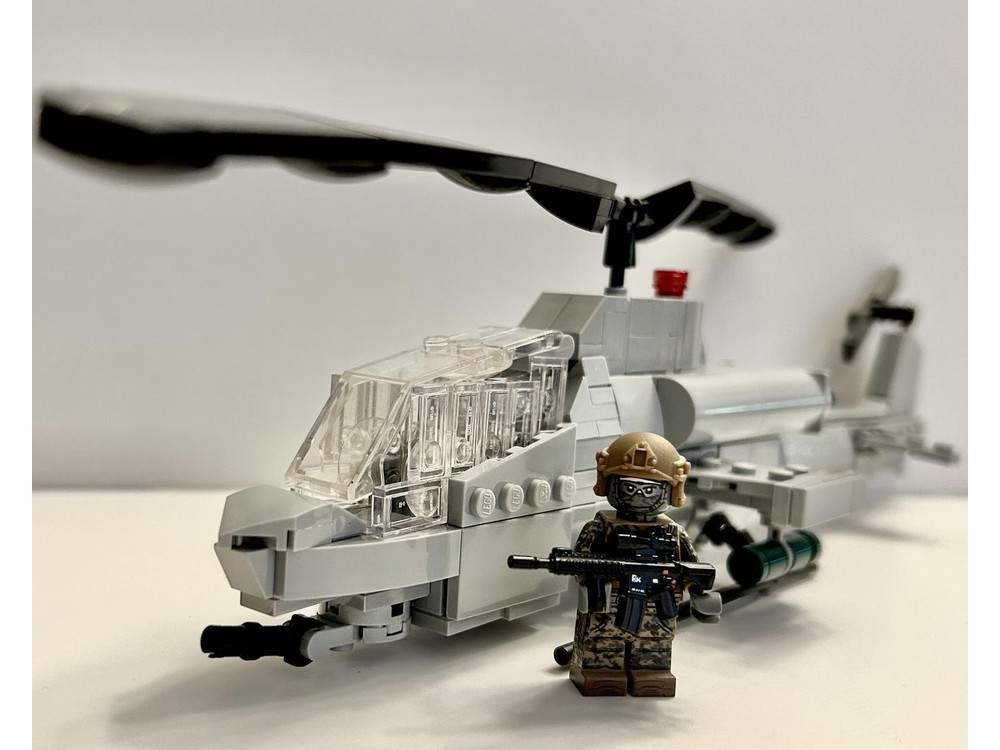 LEGO MOC AH-1 SuperCobra Military Helicopter by thegreatwarinbricks ...