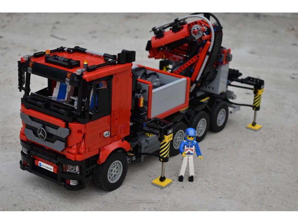 LEGO MOC Mercedes Benz FASSI F1650 Truck Crane by xiaohutushen ...