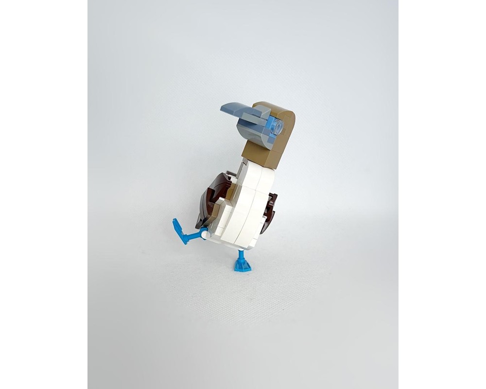 LEGO MOC Blue-footed booby with flea (sula nebouxii) by DiegoFontana ...