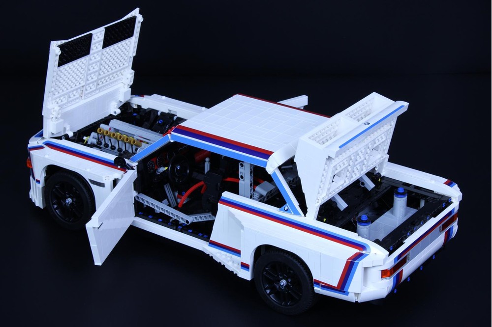 LEGO MOC BMW 3.0 CSL IMSA 1975 - 1:8 by GoldenBrickDesign | Rebrickable ...