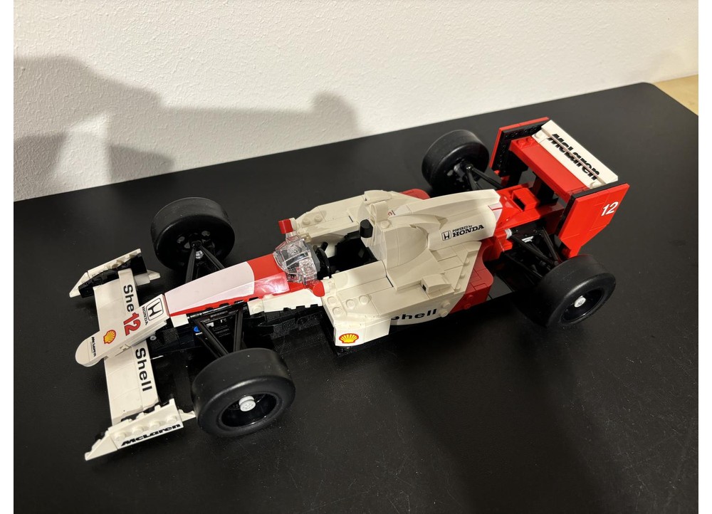LEGO MOC 10330 McLaren F1 RC Conversion by Cyrix | Rebrickable - Build ...