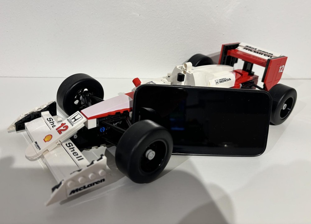 LEGO MOC 10330 McLaren F1 RC Conversion by Cyrix | Rebrickable - Build ...
