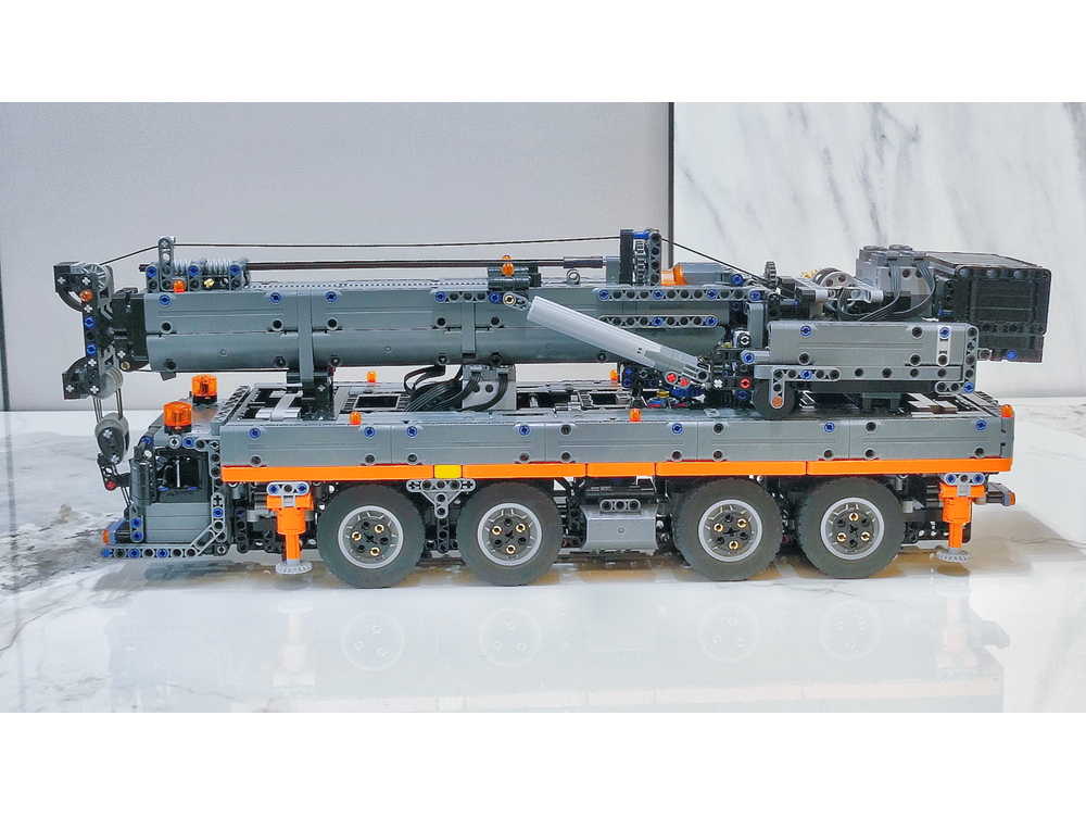 LEGO MOC Black technology crane by Love张堰清 | Rebrickable - Build with LEGO