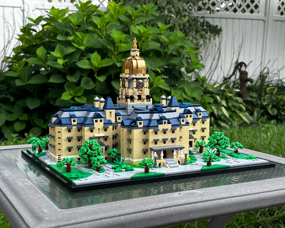 LEGO MOC Golden Dome - University of Notre Dame by CarCar75 ...