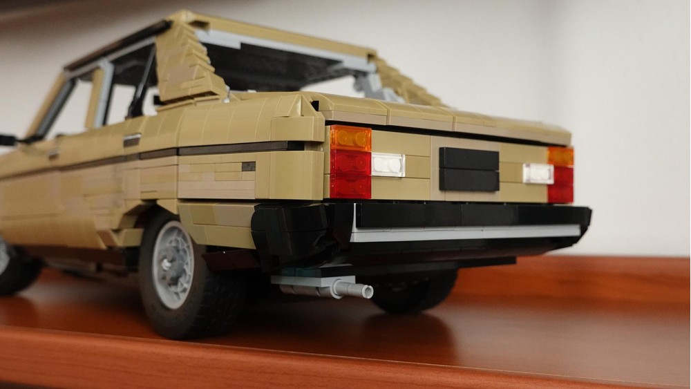 Lego Moc Fiat 131 Mirafiori By Aquil8 Rebrickable Build With Lego