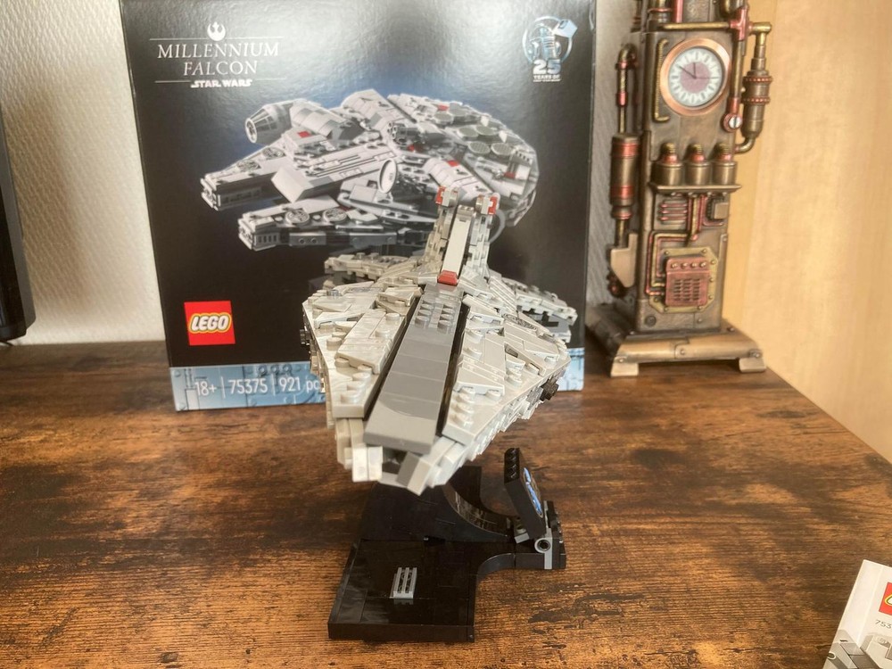 LEGO MOC Venator Class StarDestroyer Midi Scale by CreationCaravan ...