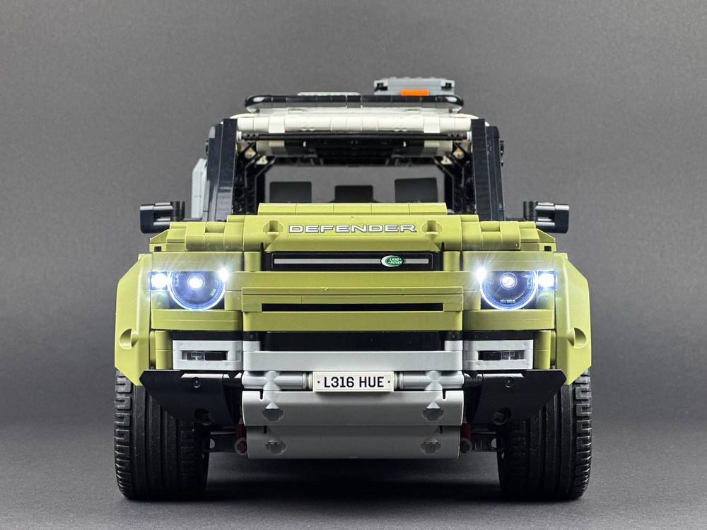 LEGO MOC 1:10 Land Rover Defender 110 RC MOC (42110 Mod) by Burak224 | Rebrickable - Build with LEGO