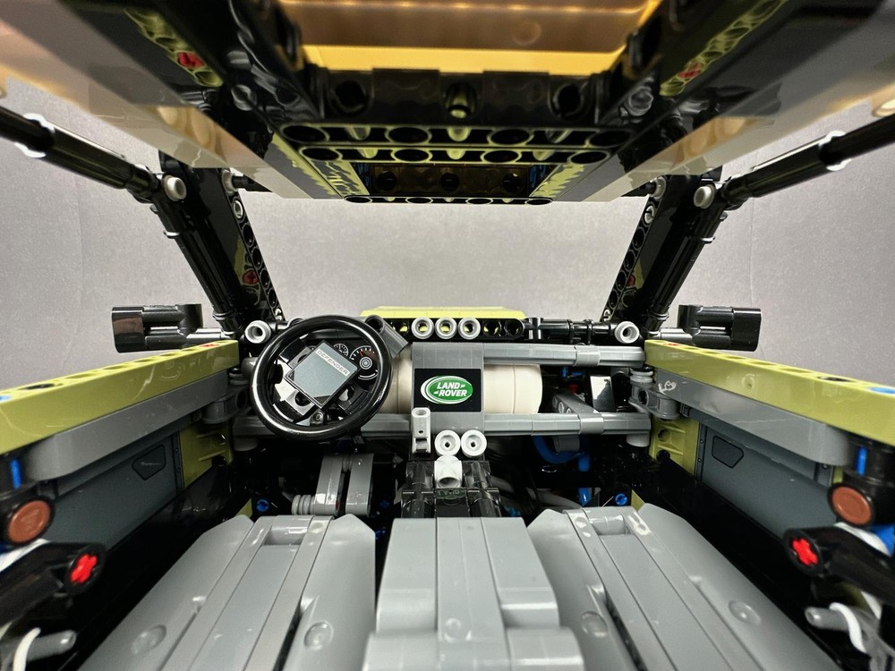 LEGO MOC 1:10 Land Rover Defender 110 RC MOC (42110 Mod) by Burak224 | Rebrickable - Build with LEGO