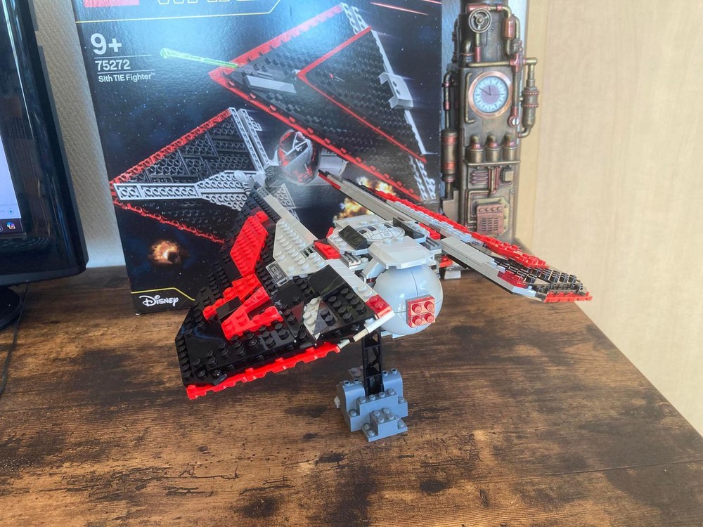 LEGO MOC Sith Tie Striker by CreationCaravan (Brad Barber ...
