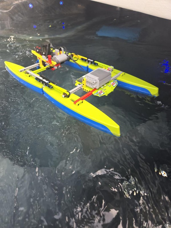 LEGO MOC RC catamaran boat (FAST!) by lego Emmet 4 real | Rebrickable ...